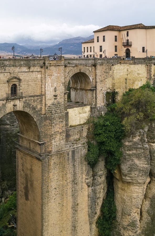 Puente Nuevo (ponte Nova) Em Ronda, Spain Foto de Stock - Imagem de ...