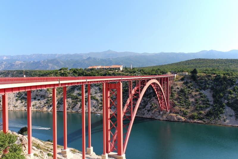 Puente rojo imagen de archivo. Imagen de puente, estructura - 32647415