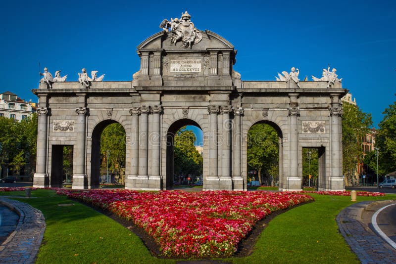 Puerta De Alcala Under a Clear Blue Sky in Madrid, Spain. Editorial ...