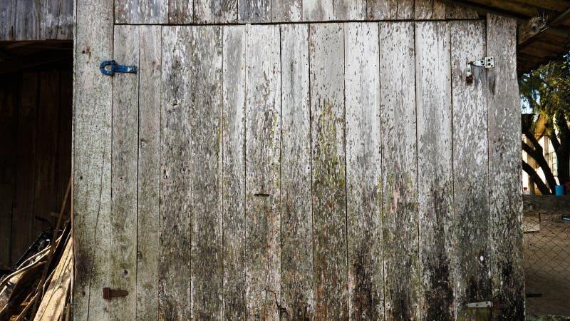 Puerta del rancho en Chile foto de archivo. Imagen de pasto - 28388730