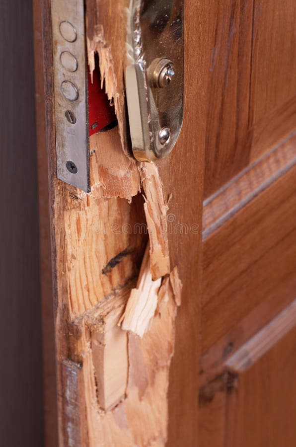 Abrumar Con qué frecuencia Leer reparar puerta de madera rota ...