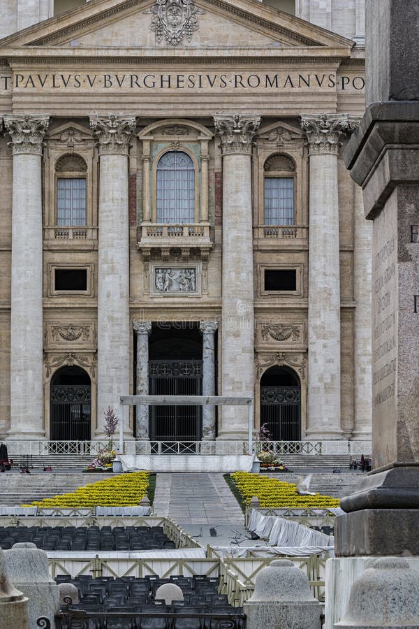 Puerta santa en Vatican imagen de archivo. Imagen de puerta - 23021825
