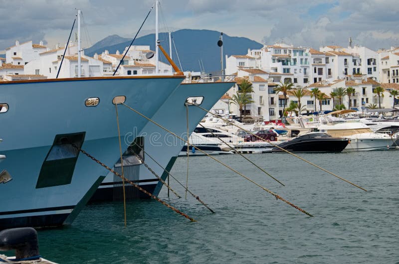 Puerto Banus and Big Yachts Editorial Photography - Image of ports ...