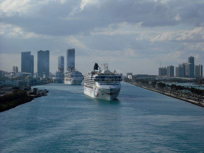 Puerto de Miami imagen de archivo editorial. Imagen de acceso - 29674054