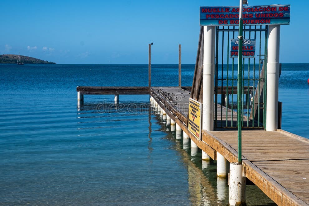 Puerto De Puerto Rico Boqueron Foto de archivo - Imagen de rompeolas ...