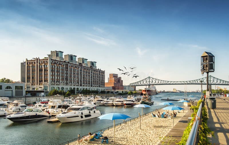 Puerto Viejo De Montreal De La Playa Foto de archivo editorial - Imagen ...