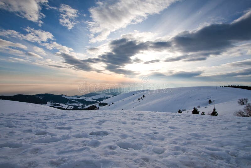 Puesta Del Sol En El Grappa De Monte Imagen de archivo - Imagen de ...