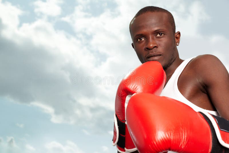 Addestramento Professionale Del Pugile Con Il Punching Ball Fotografia ...