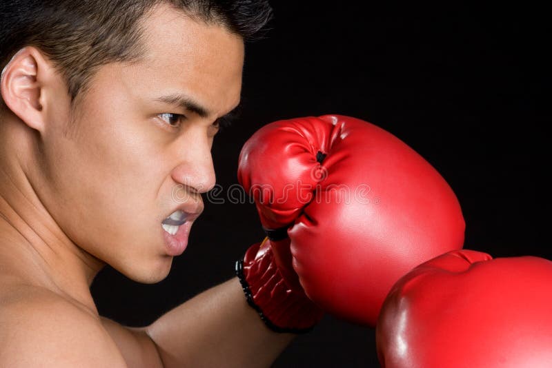 Pugile Maschio Che Ottiene Colpito Immagine Stock - Immagine di colpo ...