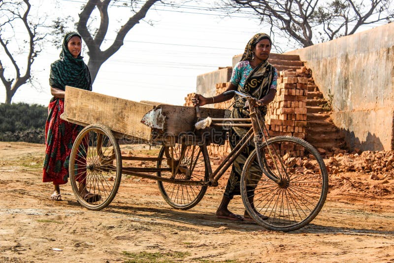 Pulling a Rickshaw in heat editorial stock image. Image of pull - 54341019