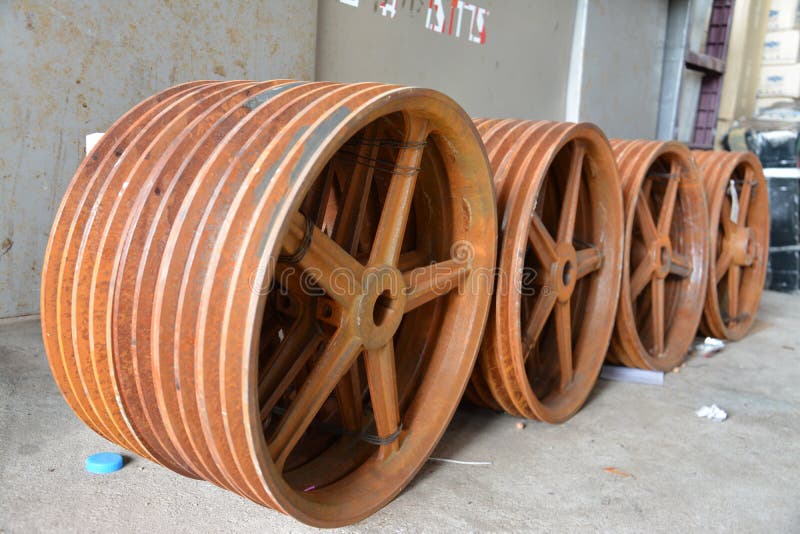 Pulley editorial stock photo. Image of mechanical, steel - 54918753