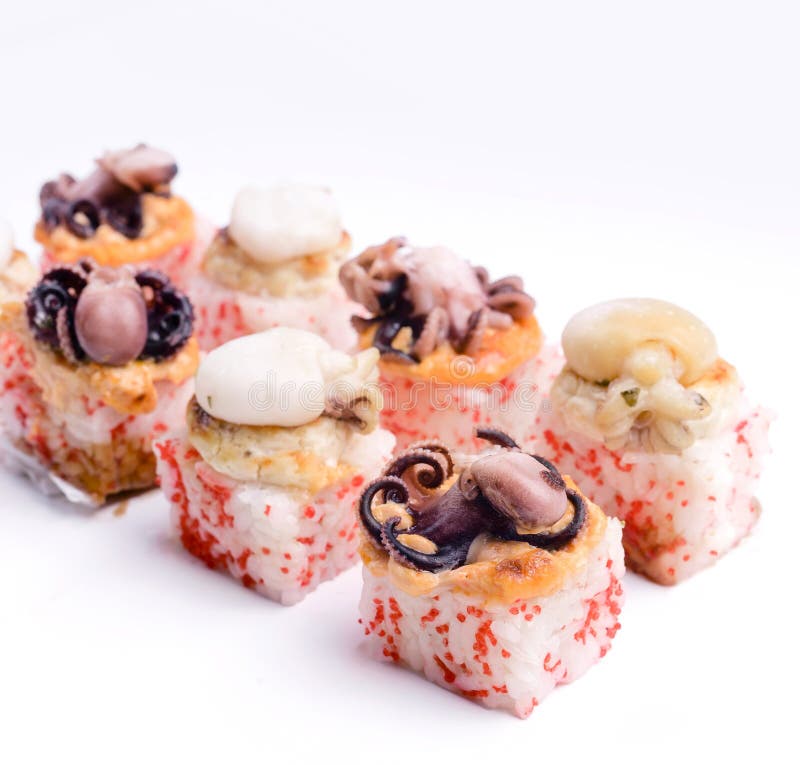 Pulpo Y Rollitos De Marisco En Un Fondo Blanco Foto de archivo - Imagen ...