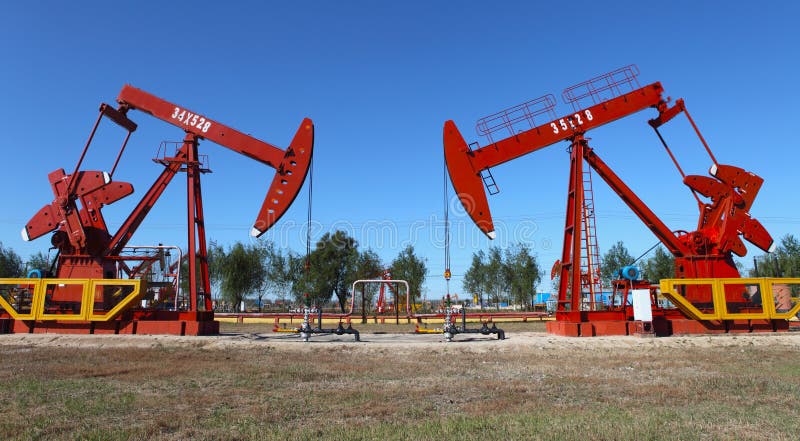 PUMPING OIL stock image. Image of reservoir, equipment - 18619777