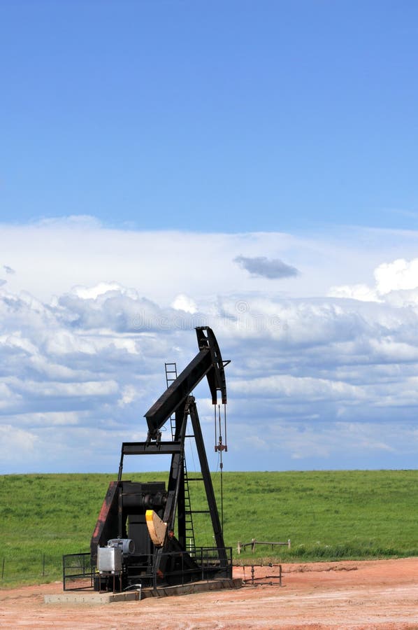 Pumping oil stock image. Image of equipment, pump, fossil - 24936239