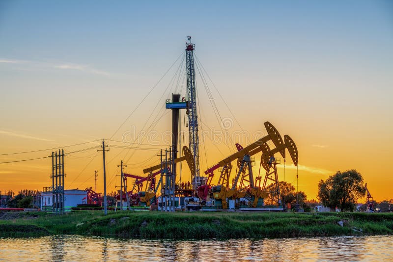 Pumping Unit and Well Servicing Operations in Daqing Oilfield Stock ...