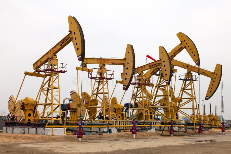 -Oil Pumping Units ONGC at Visat Circle , Visat Gandhinagar Junction ...