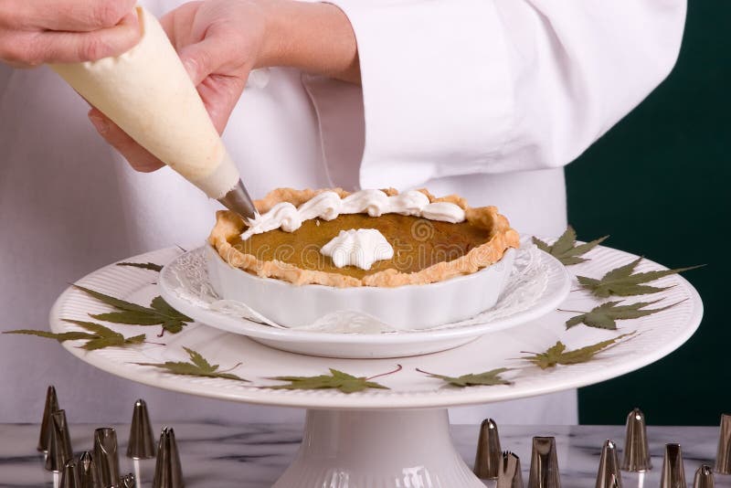 Chef Piping Cake Star stock image. Image of hand, cake - 3626983