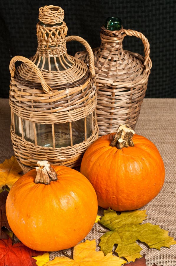 Pumpkins Table top setting stock image. Image of leaves - 60907113