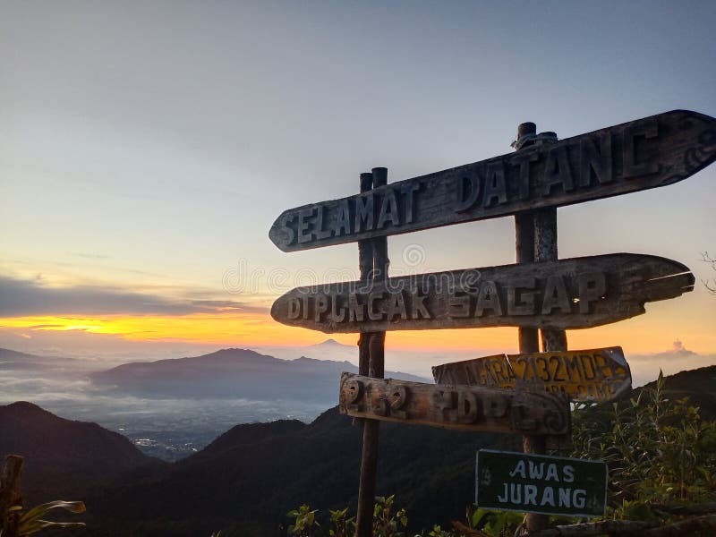 Puncak sagara mountain stock image. Image of dusk, ocean - 221445235