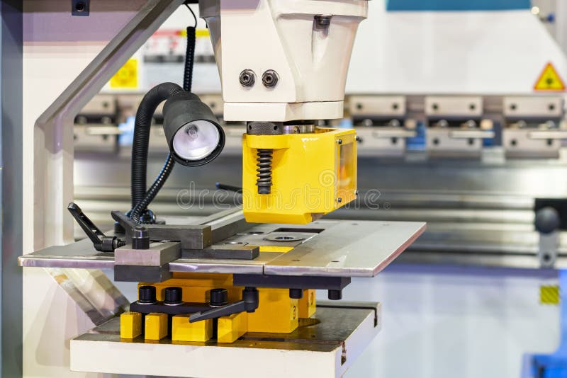 Punch Die or Shear Set on Table Semi Automatic Hydraulic Press Machine ...