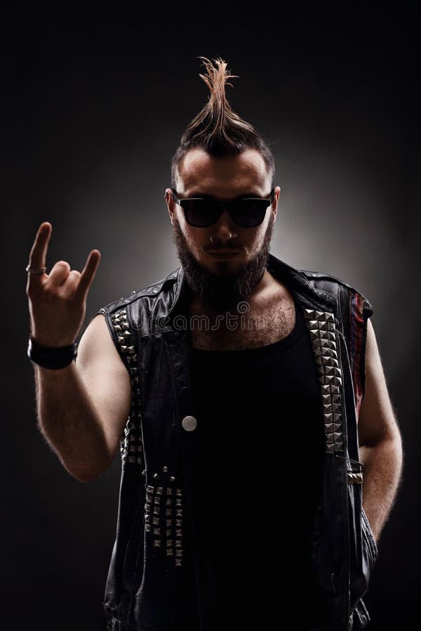 194 Punk Rocker Mohawk Hairstyle Stock Photos - Free & Royalty-Free ...