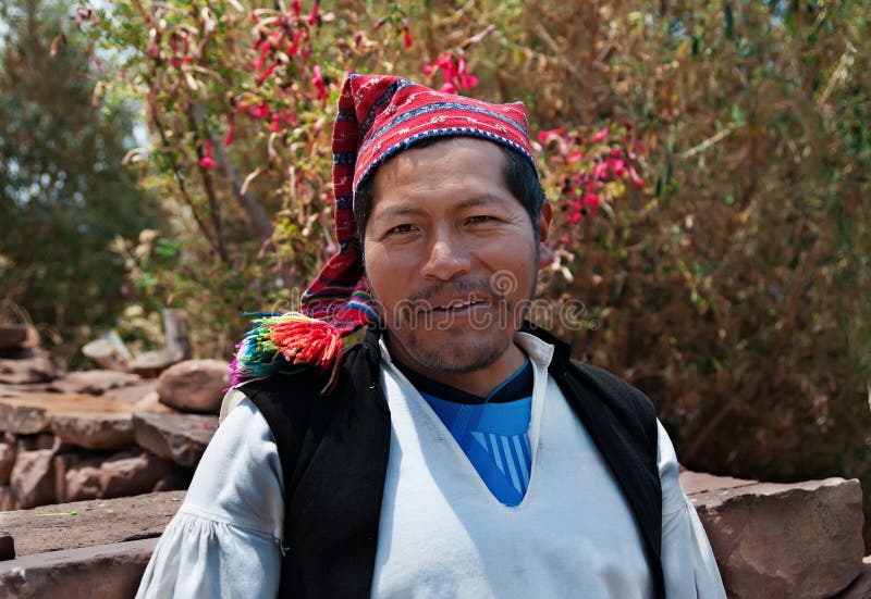 PUNO, PERU - OCTOBER 13, 2016: Small Peruvian Latino Child Girl Dressed ...