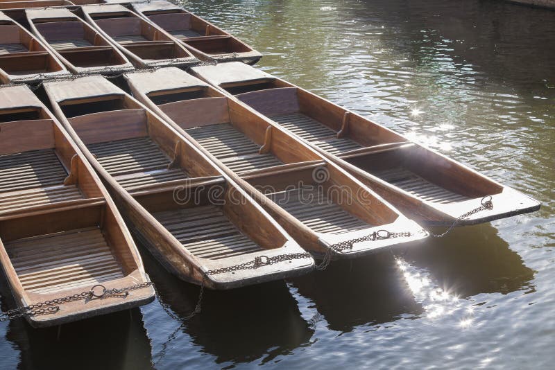 Punt Boats on River Cam, Cambridge Stock Image - Image of punt, tour ...