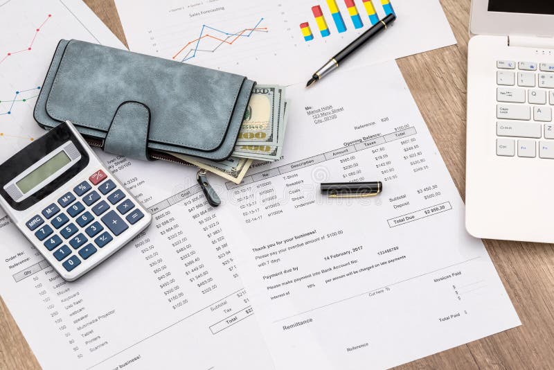 Purchasing and Sales Analysis, Wallet with Dollar Banknotes Stock Photo ...