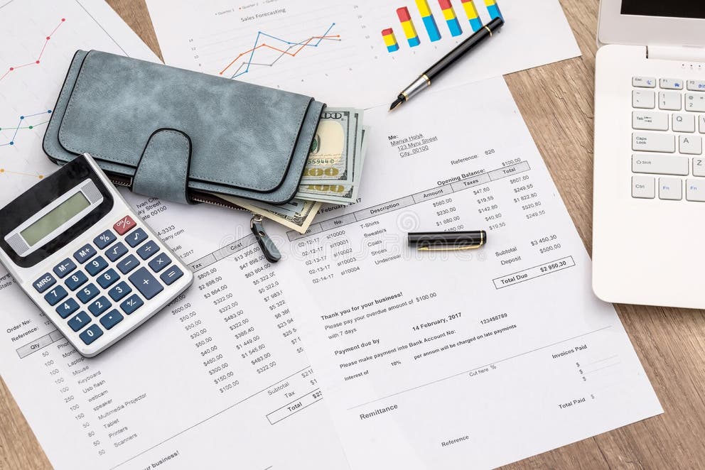 Purchasing and Sales Analysis, Wallet with Dollar Banknotes Stock Photo ...