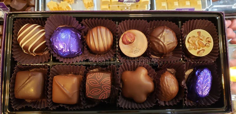 Purdys gift box stock photo. Image of ontario, chocolates - 168427246