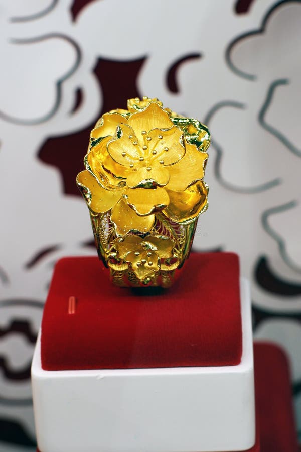 The pure gold jewelry stock image. Image of costliness - 44568873