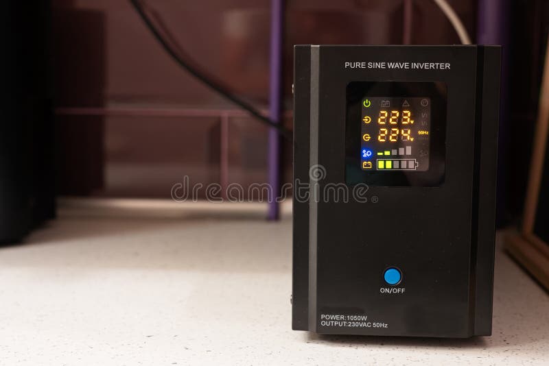 Pure Sine Wave Inverter. Backup Power UPS 1000 W with Stabilizer for ...