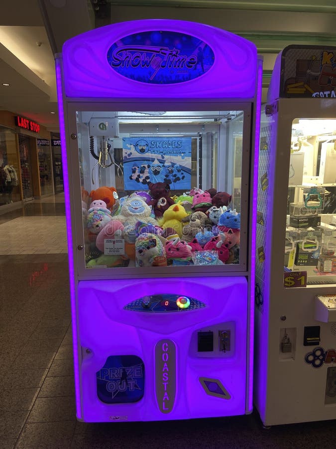 Purple Claw Machine editorial photo. Image of machine - 237221751