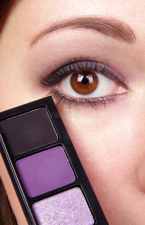 Purple eyeshadow stock image. Image of eyeliner, eyesight - 14086503