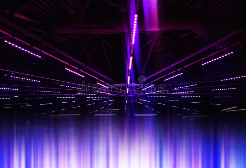 Club Scene Stock Photos - Download 19,416 Royalty Free Photos