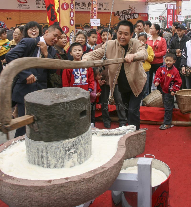 Pushing the Mill Race in Chengdu,china Editorial Photography - Image of ...