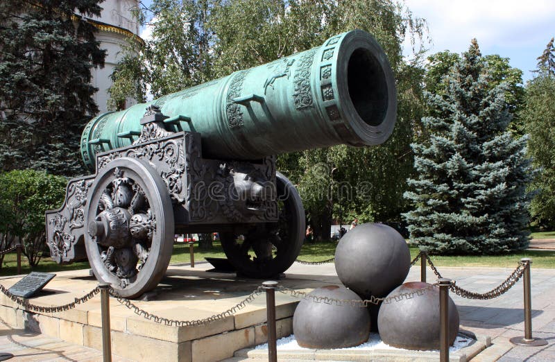 Pushka kremlin tsar стоковое фото. изображение насчитывающей ...