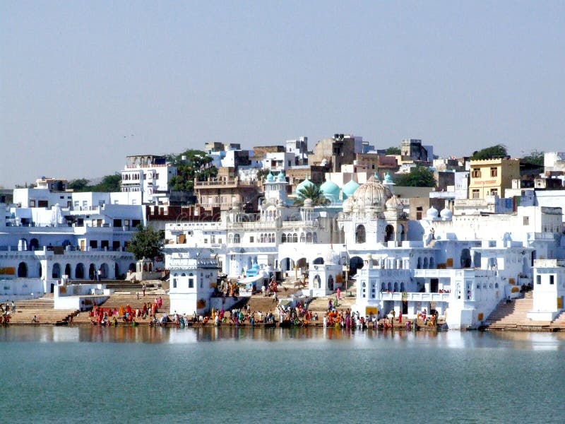 Pushkar See Zu Der Zeit Pushkar-Kamels Angemessen, Rajasthan, Indien ...