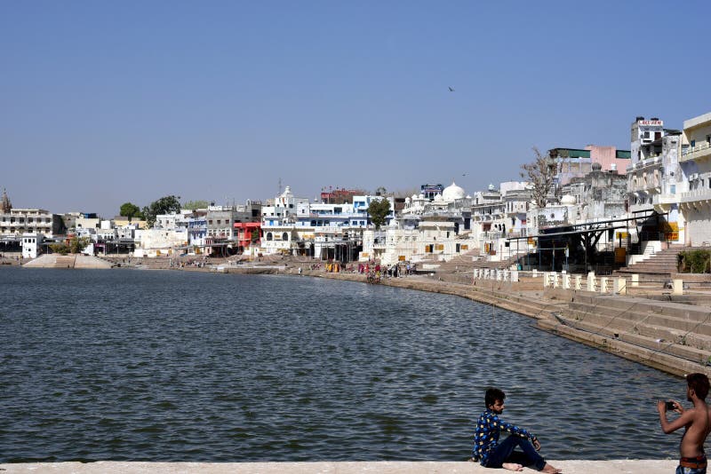 Pushkar See Oder Pushkar Sarovar Bei Pushkar - Rajasthan - Indien ...