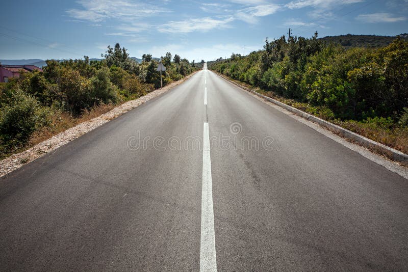 Pusta droga zdjęcie stock. Obraz złożonej z plenerowy - 4224026