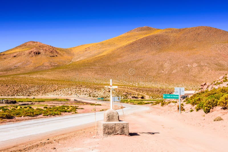 Pustynia atacama chile zdjęcie stock. Obraz złożonej z kruchy - 105741538