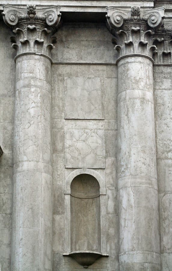 Put Your Statue Picture. Image: 1550120