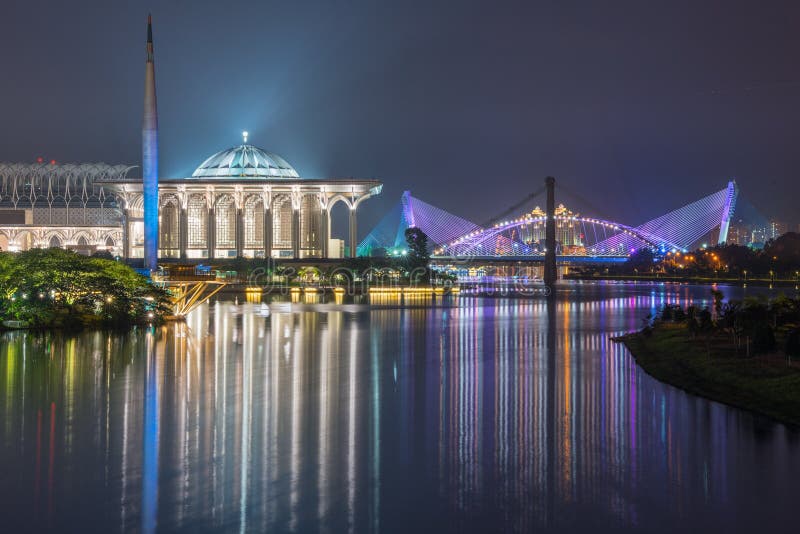 Putrajaya Building at Night Stock Image - Image of cityscape, putrajaya ...