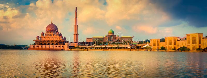 386 Putra Palace Stock Photos - Free & Royalty-Free Stock Photos from ...