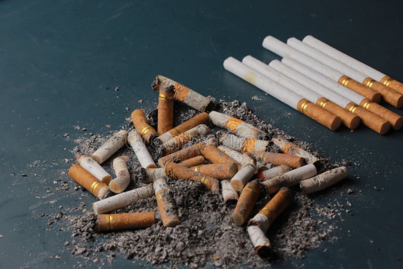 Putung rokok stock image. Image of filter, dust, carbon - 229329263