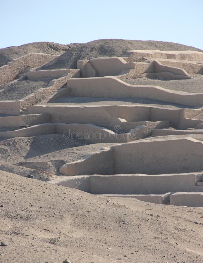 The Pyramid at Cahuachi, Nazca Stock Photo - Image of journey, ancient ...