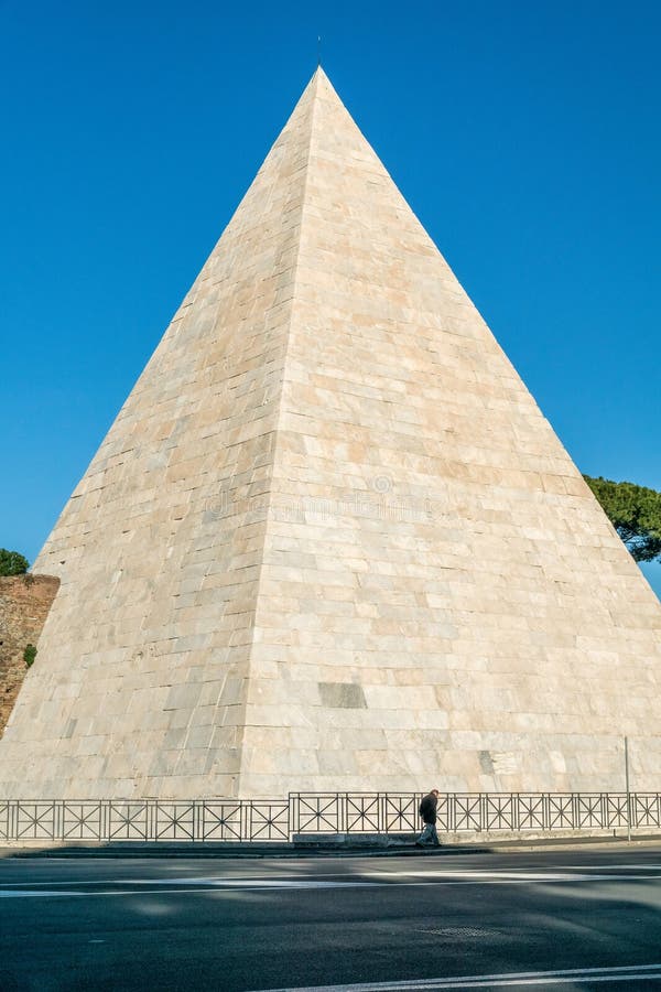Pyramid of Caius Cestius in Rome, Italy Stock Photo - Image of ...