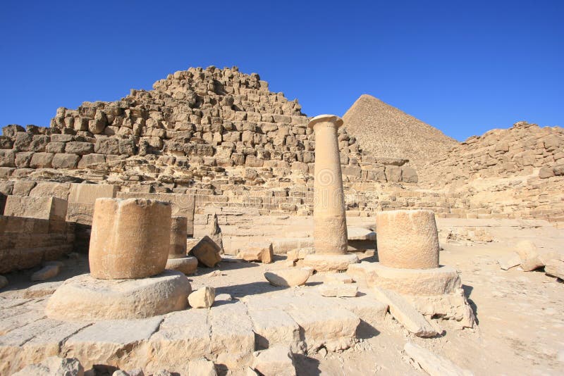 Pyramid of Cheops stock image. Image of cairo, great, khefren - 3907205