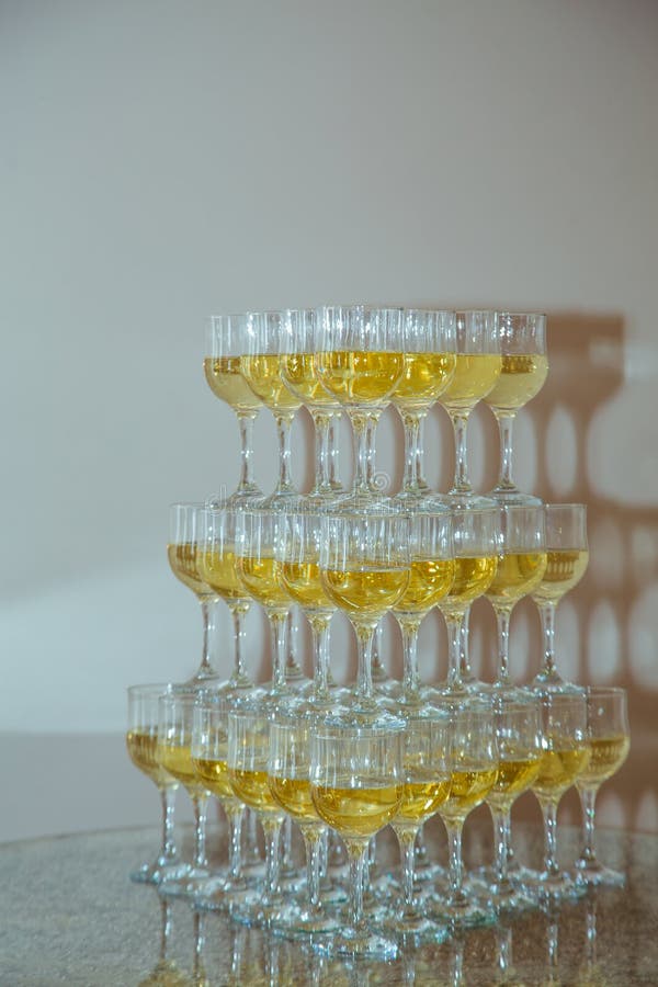 Pyramid of Glass Glasses with Sparkling Wine, Champagne Stock Image ...
