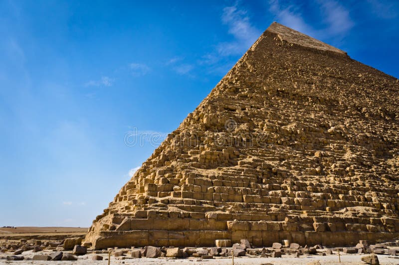 Landscape View of Pyramid of Khafre and Pyramid of Khufu, Giza Pyramids ...